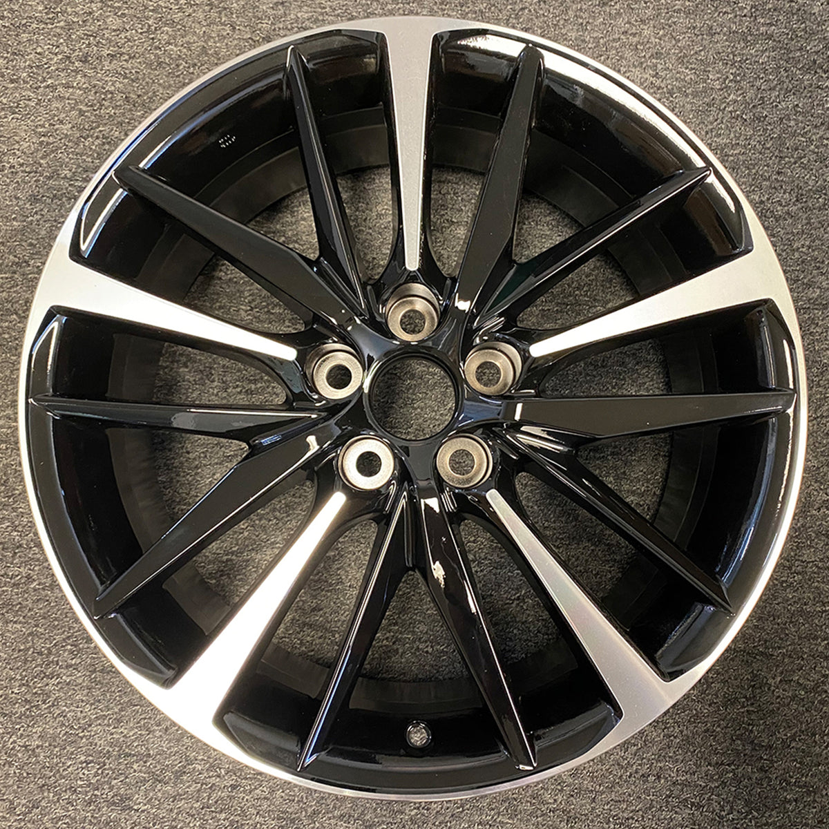 For Toyota Camry OEM Design Wheel 19" 19x8 2018-2021 Machined Black Si ...