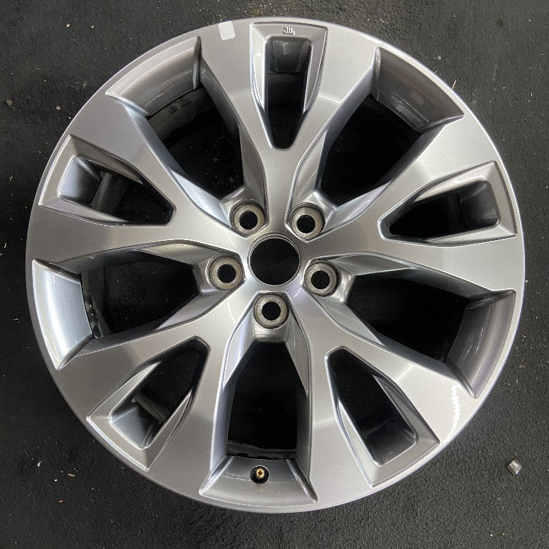 20" GRAND HIGHLANDER 24 20x8 alloy 5 Y spoke silver Original OEM Wheel ...